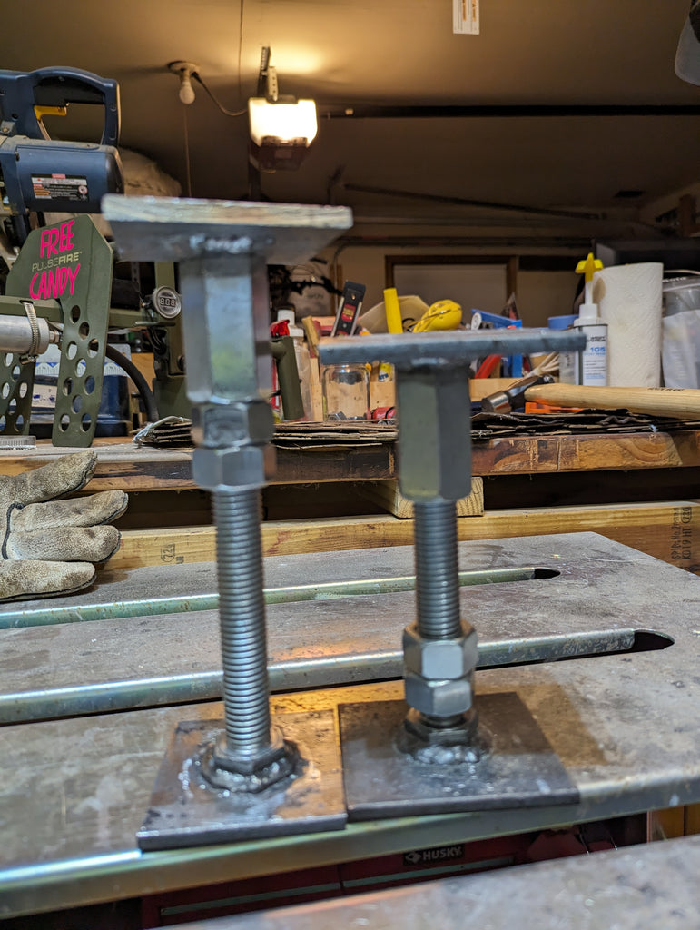 Catalina 27, 30 Compression Post Stub Replacement- Jack Plate – PUSSFOOT